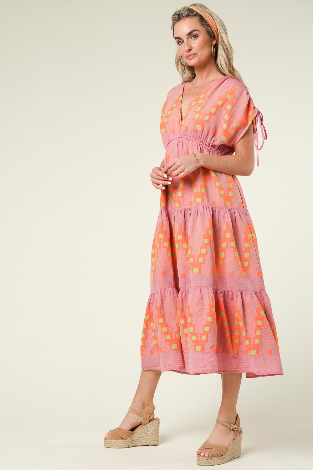 Midi-jurk Topazio | roze | Devotion | Little Soho