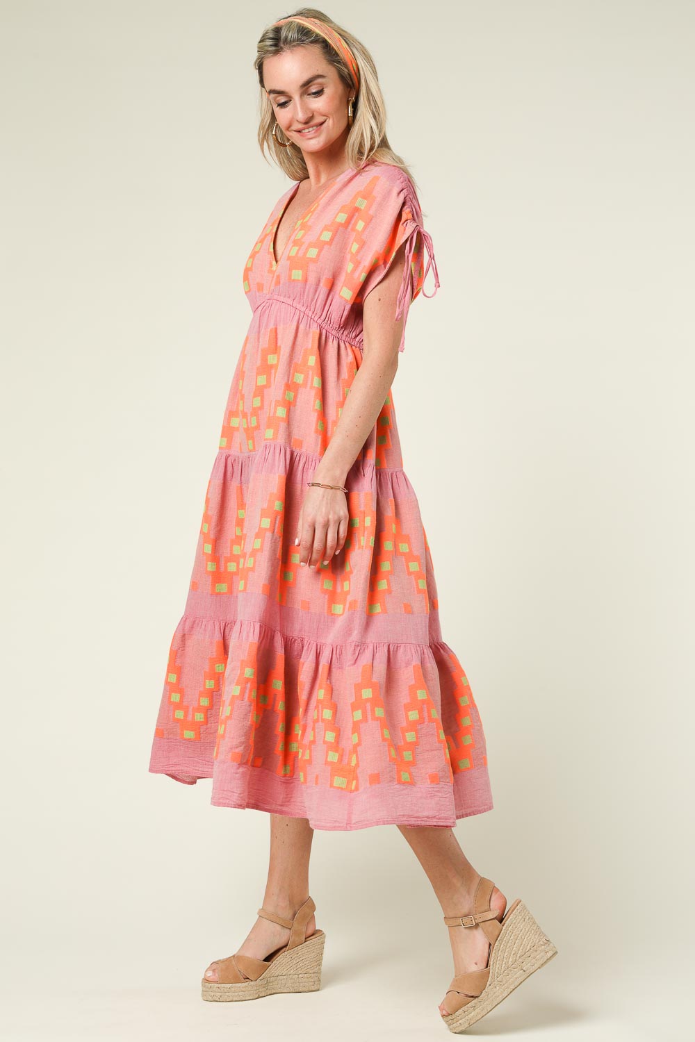 Midi-jurk Topazio | roze | Devotion | Little Soho