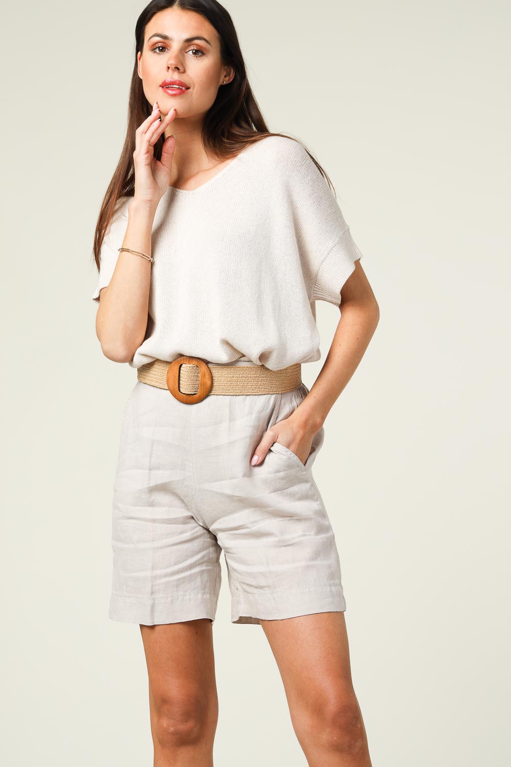 Linnen short Karmen | beige | Knit-ted | Little Soho