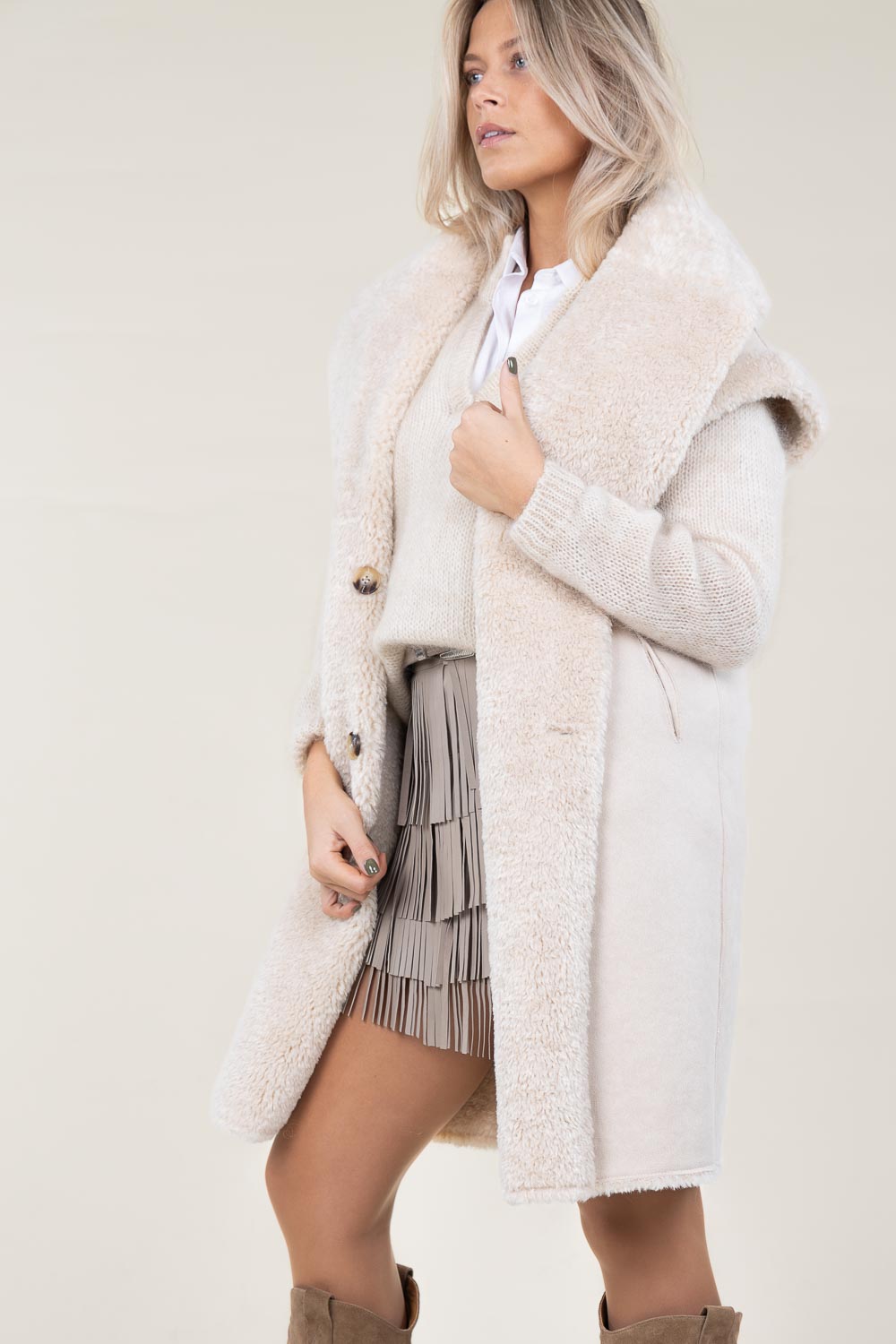 Reversible faux lammy gilet Chella | naturel | Ibana | Little Soho