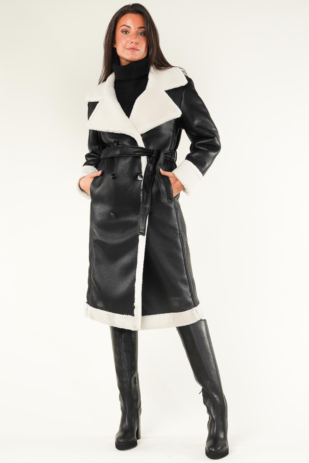 Faux lammy coat Taylor | zwart | Freebird | Little Soho